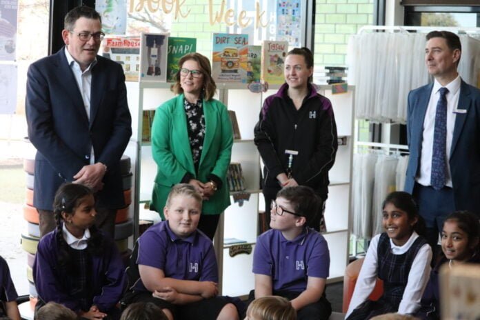Daniel Andrews Visits Hazel Glen College In Doreen - The North Central ...